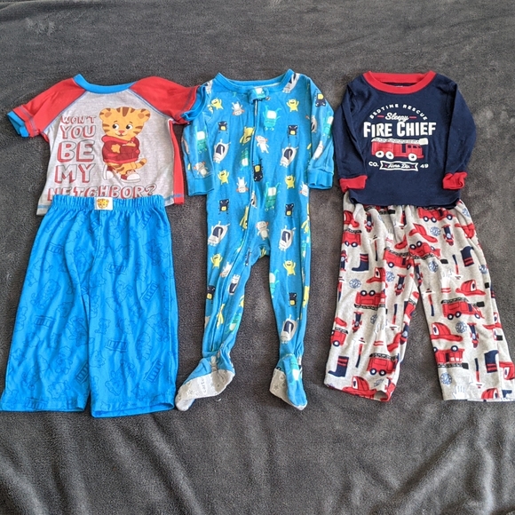 Carter's | Pajamas | B2gfree 3 Pairs Of Pjs Daniel Tiger Monsters Fire Trucks | Poshmark
